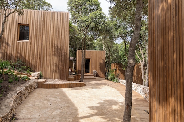 Ecolodge | Com decoração personalizada, com mobília individualizada