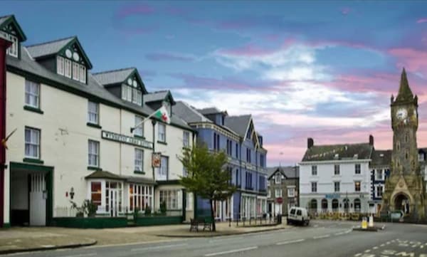 Wynnstay Hotel - Machynlleth