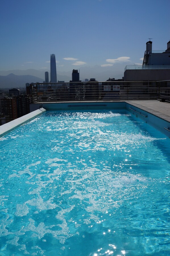 Piscina exterior sazonal