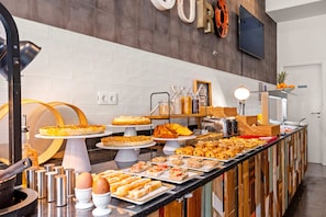 Pequeno-almoço inspirado na cozinha local diário incluído 