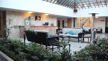 Lounge no saguão
