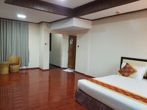 Quarto Familiar | 1 quarto, roupa de alta qualidade, camas de colchão pillowtop, minibar 