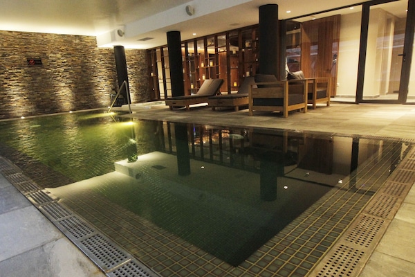 Piscina interior