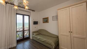 Cofres nos quartos, escrivaninha