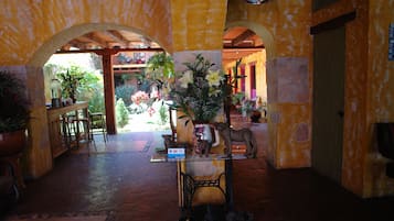 Entrada (vista interior)