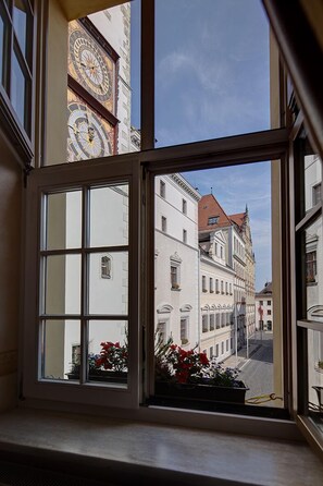 Quarto Duplo | Vista para a rua