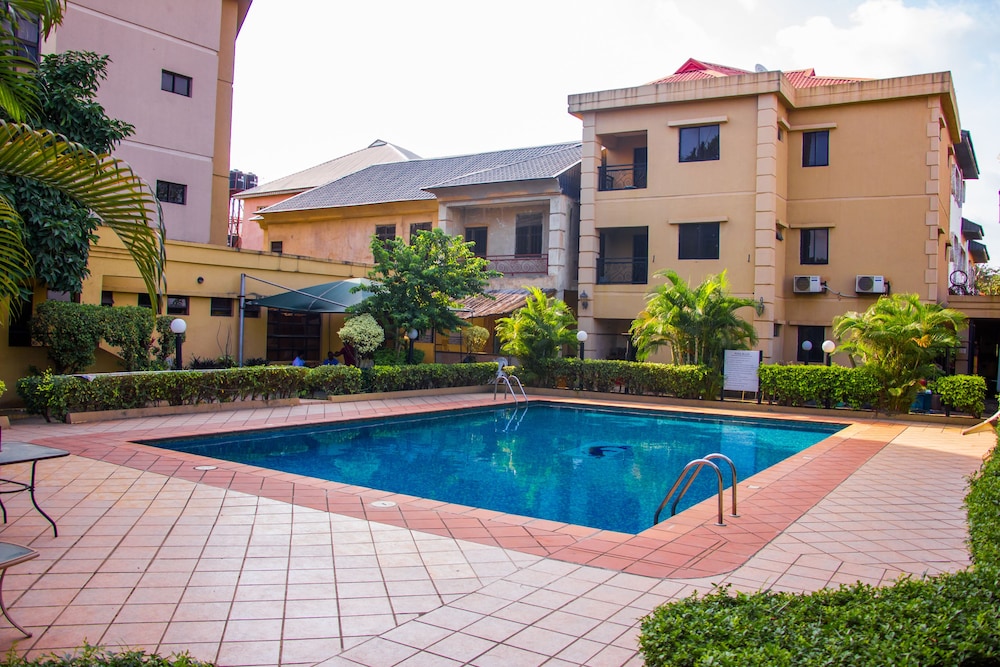 Dees Hotels, Apartments And Suites - Lagos