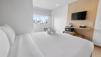 Quarto Duplo Standard | Cofre no quarto, cortinas/cortinados opacos, quartos insonorizados