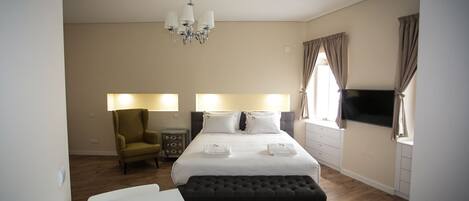 Quarto Duplo ou Twin Superior, kitchenette | Cofre no quarto, quartos insonorizados, Wi-fi grátis