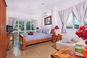 Villa Comfort, 4 quartos | Cofre no quarto, secretária adequada para computadores portáteis