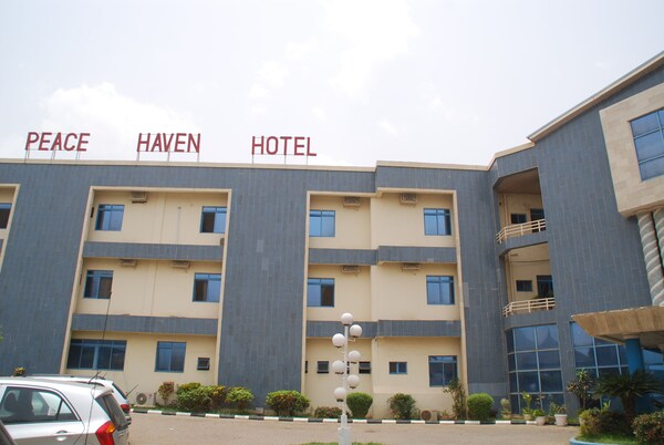 Peace Haven Hotel - Abuja