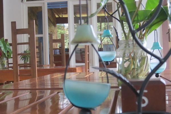 Pequenos-almoços servidos, cozinha local e internacional