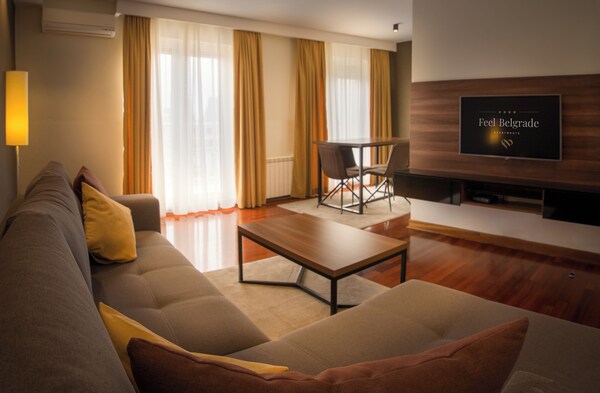 Feel Belgrade Aparthotel - Belgrad
