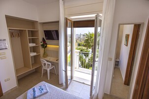 Quarto Duplo Económico | Secretária, quartos insonorizados, ferro/tábua de engomar, Wi-fi grátis