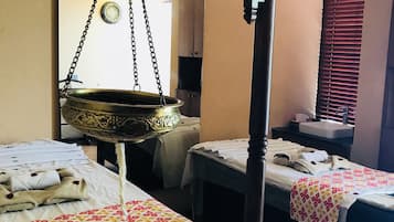 Sala(s) para tratamentos a casais, banheira de hidromassagem