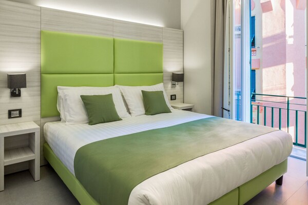 Cinque Terre Behind - La Spezia