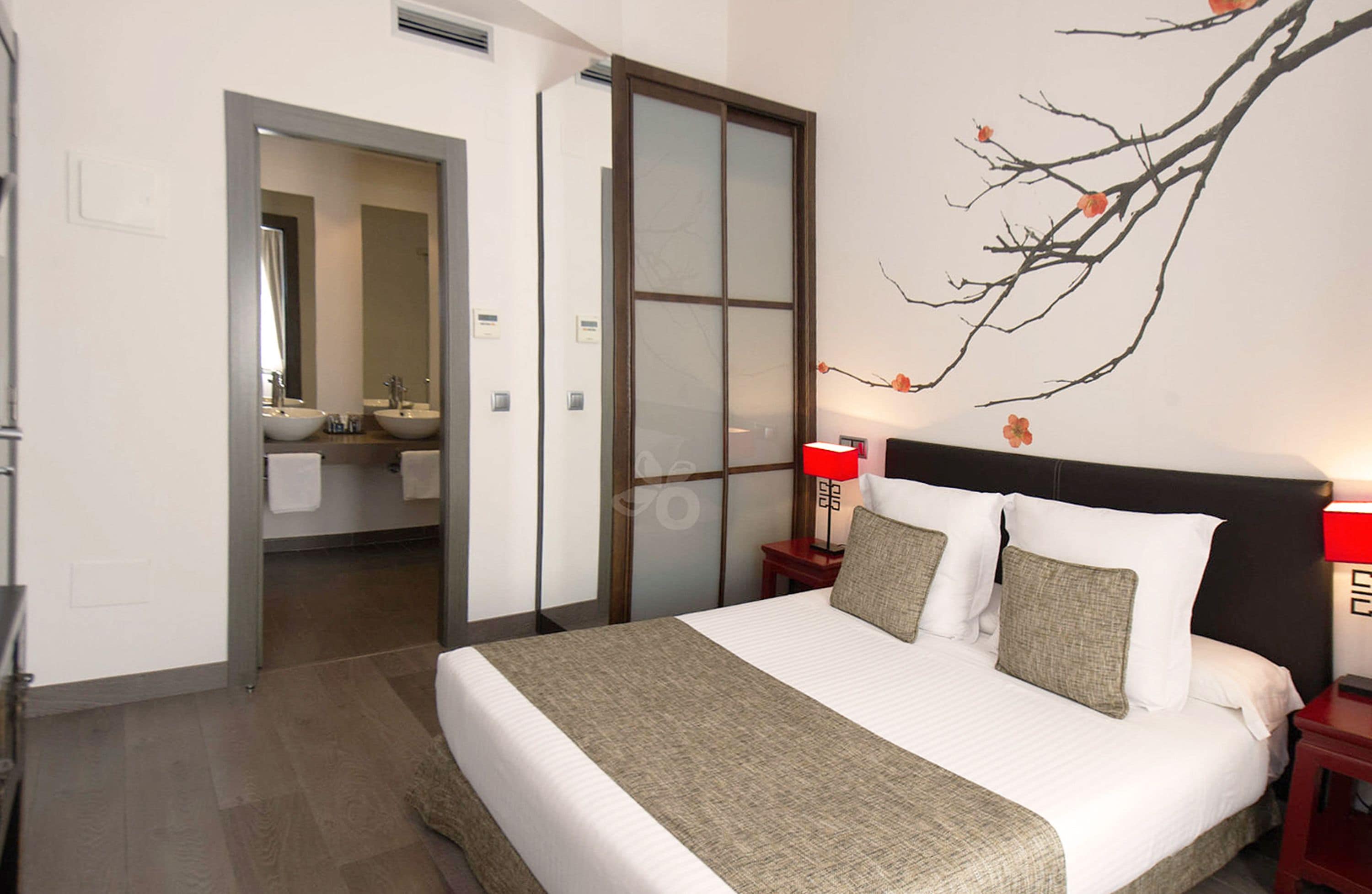 Quarto Duplo, 1 cama de casal | Cofre no quarto, cortinas/cortinados opacos, Wi-fi grátis 