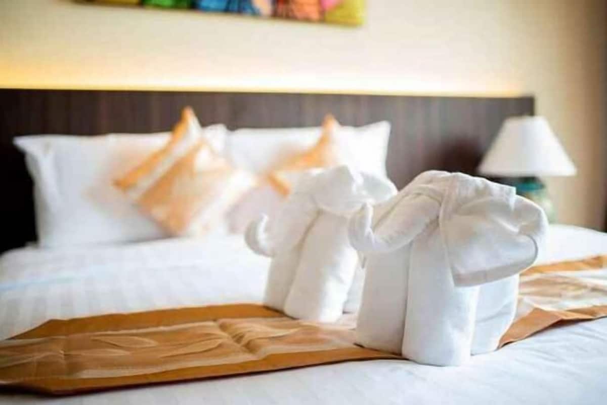 Cofre com capacidade para portátil, secretária