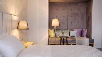 Apartamento executivo (hotel AVANA) | 1 quarto, frigobar, cofres nos quartos, escrivaninha