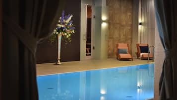Piscina externa sazonal