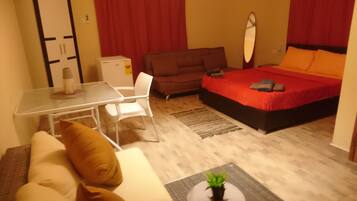 Suite-Estúdio Exclusiva, 1 quarto, Vista para a cidade, no piso executivo | Roupa de alta qualidade, camas de colchão pillowtop, minibar