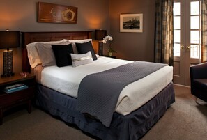 Com decoração personalizada, com mobília individualizada