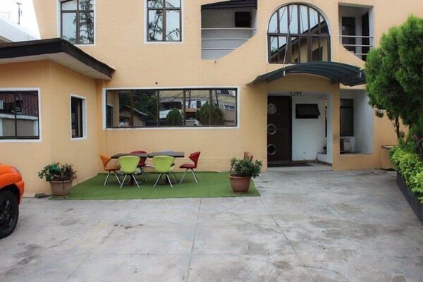 The Hedge Suites - Lagos, Nigeria