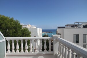 Apartamento, 1 quarto, terraço | Vista do quarto