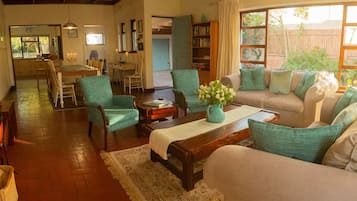 Entrada (vista interior)