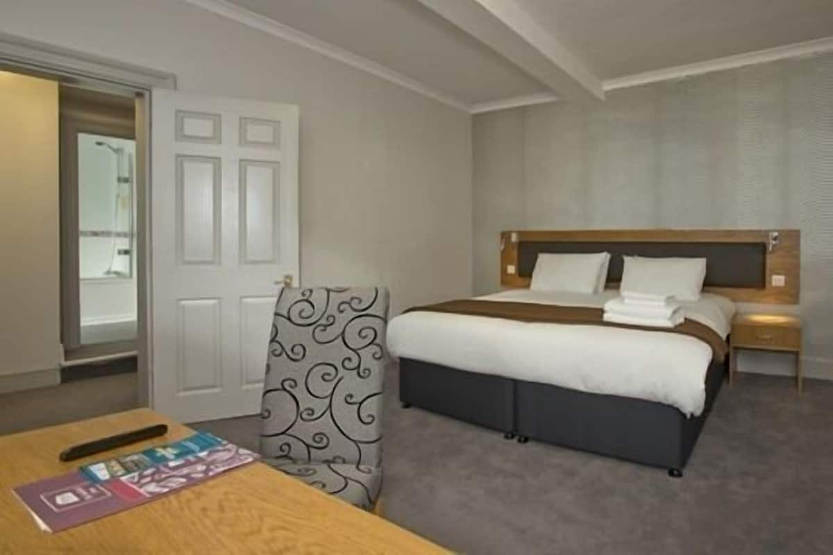 Quarto Duplo Superior, casa de banho anexa (Large) | Wi-fi, roupa de cama fornecida 
