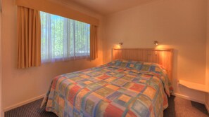 Cabana de Madeira Deluxe, 1 quarto, casa de banho anexa | Wi-fi grátis, roupa de cama fornecida