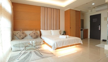 Quarto casal luxo, 1 cama de casal, vista para a cidade | Cortinas blackout, quartos à prova de som, Wi-Fi de cortesia