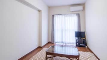 1 quarto, escrivaninha