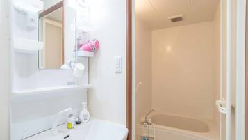 Apartamento (1 Bed Room, Dining Room and Kitchen) | 1 quarto, secretária