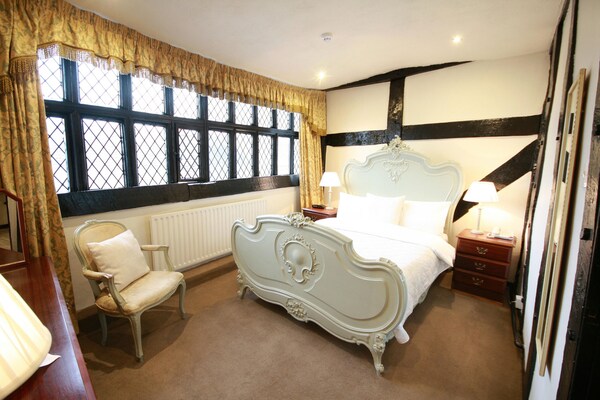 Crown Hotel - Crewe
