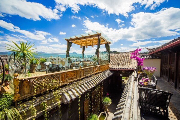 Lijiang Wengjia Dayuan - Lijiang