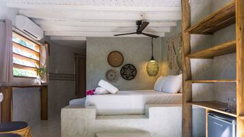 Quarto standard | Frigobar, cofres nos quartos, quartos à prova de som, Wi-Fi de cortesia