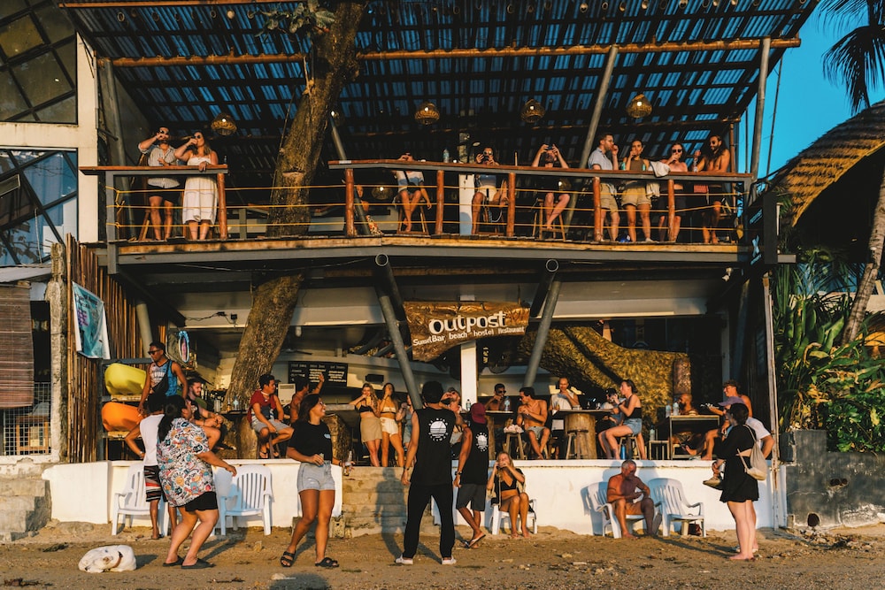 Outpost Beach Hostel - Adults Only - El Nido