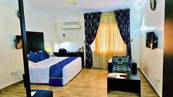 Suite-Estúdio Empresarial | 1 quarto, lençóis de algodão egípcio, roupa de alta qualidade