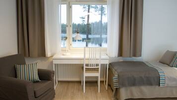 Quarto Duplo ou Twin Standard | Secretária, Wi-fi grátis, roupa de cama fornecida