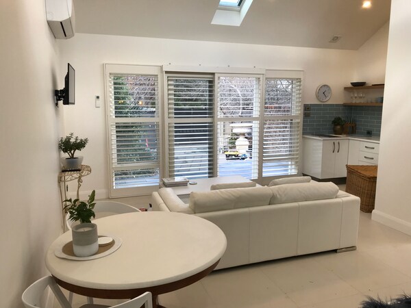 Apartments On The Park - Orange