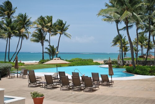 Villas Rio Mar Beach Resort