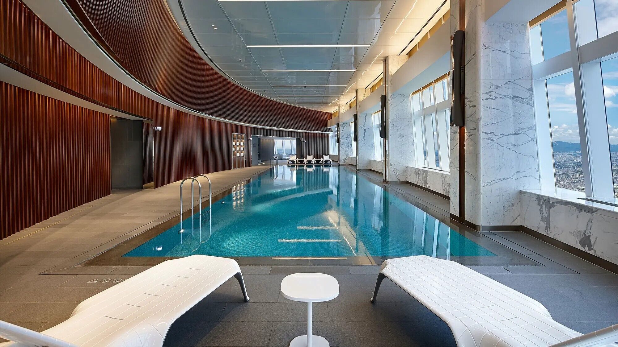 Piscina interior 