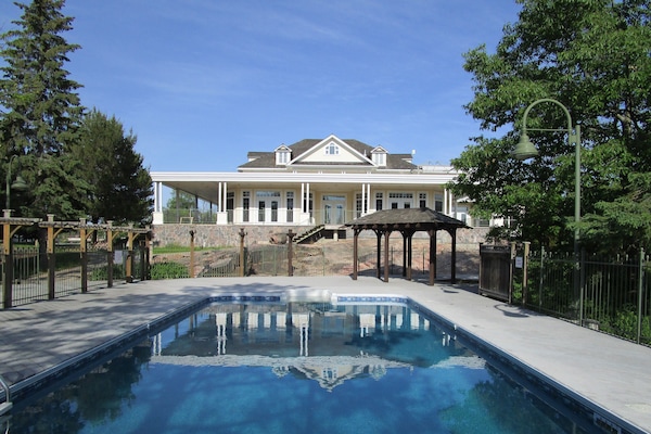 Piscina exterior sazonal