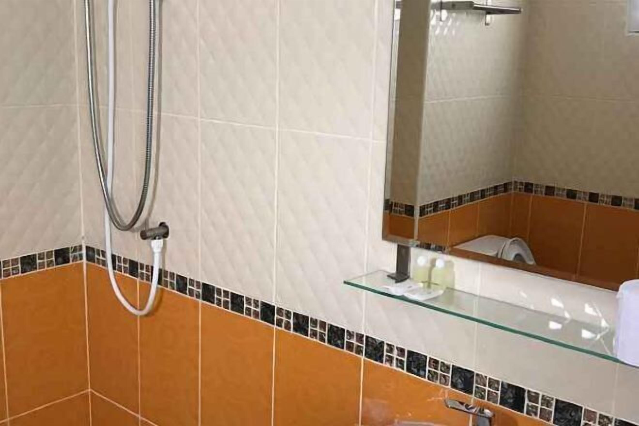 Casa de banho | Artigos de higiene pessoal grátis, toalhas fornecidas 