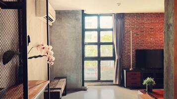 Suite | Cofre no quarto, secretária, quartos insonorizados, Wi-fi grátis