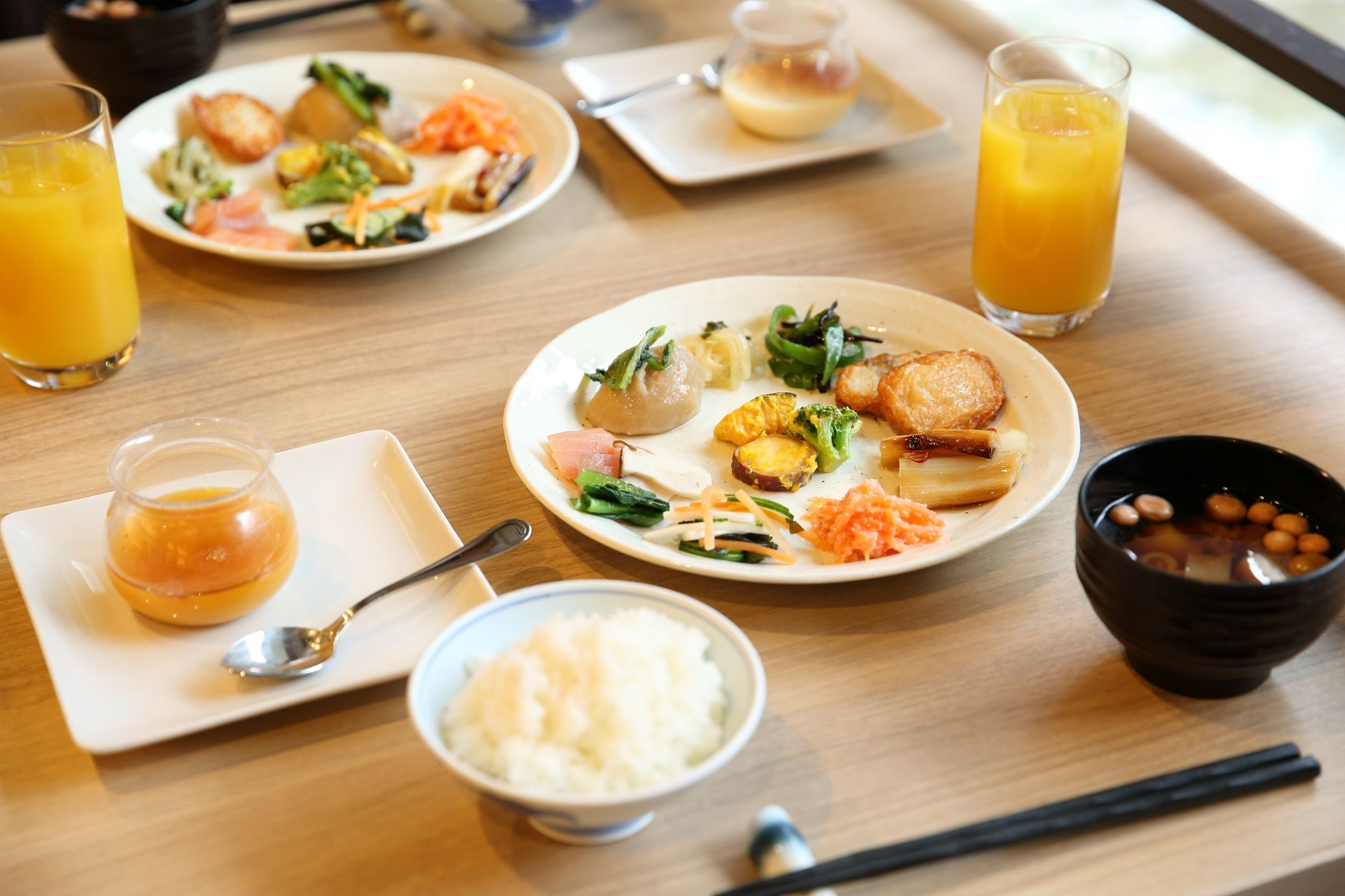 Pequeno-almoço tipo buffet diário incluído 