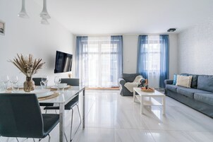 Apartamento (Sopocka Przystan X) | Ferro/tábua de engomar, berços/camas para crianças, Wi-fi grátis 