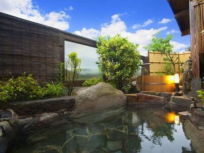 Yufuin Onsen Hotel Poppoan