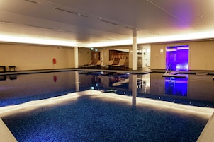 Piscina interior